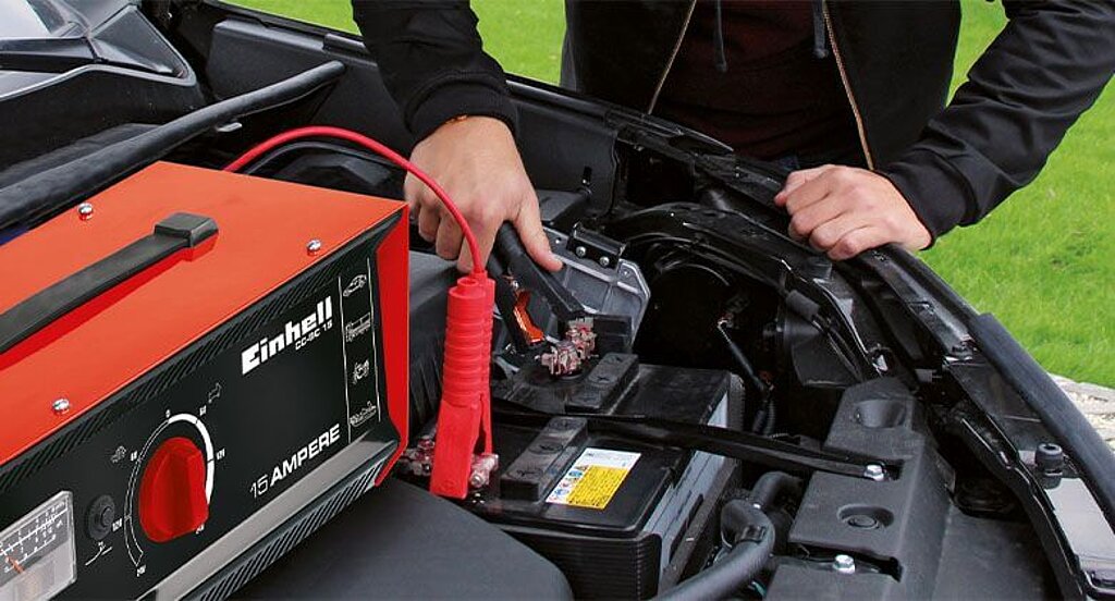 Chargeur booster pour batterie de voiture | Einhell.ch