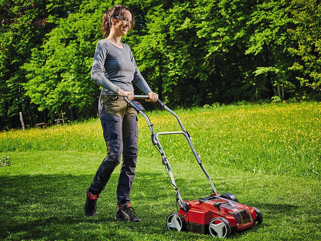 How to scarify the lawn | Einhell Blog